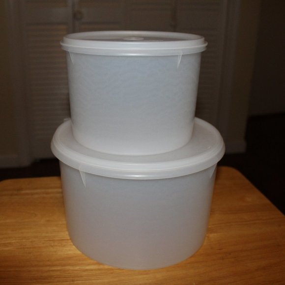 Tupperware | Kitchen | Vintage Tupperware Storage Containers Set Of 2 ...